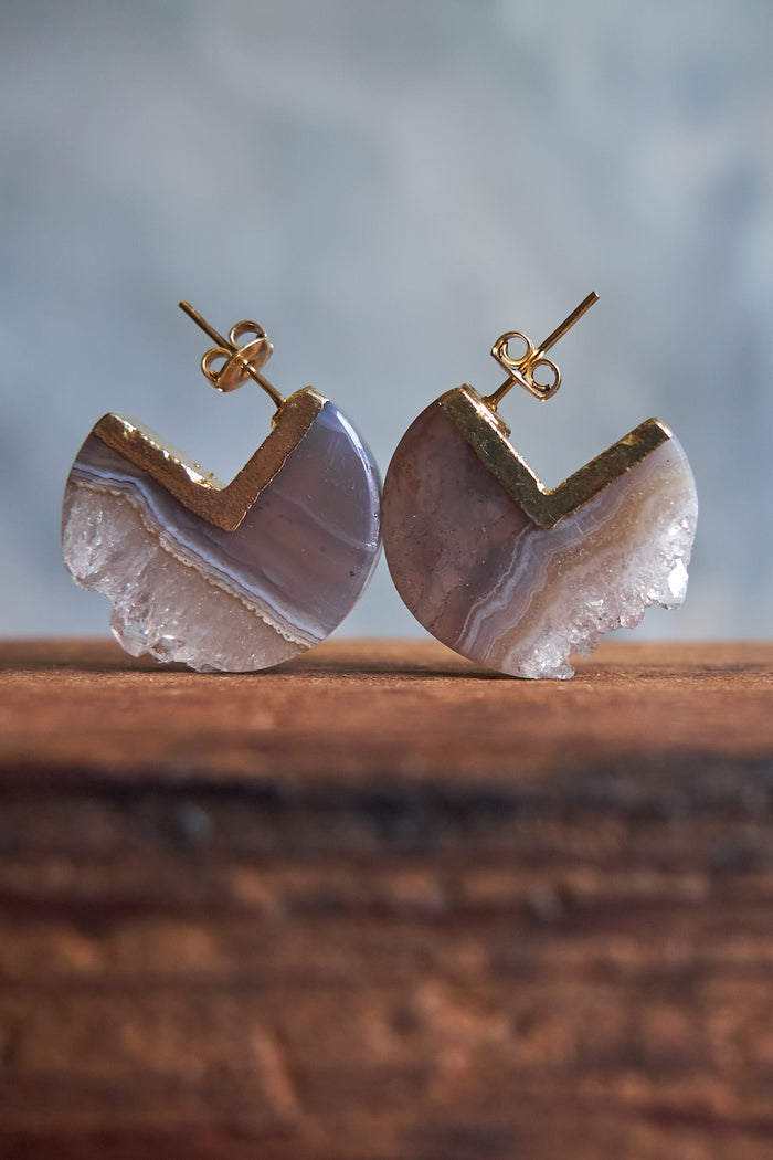 Handmade, Vintage & Artfully Curated Jewelry by Curious Oddities